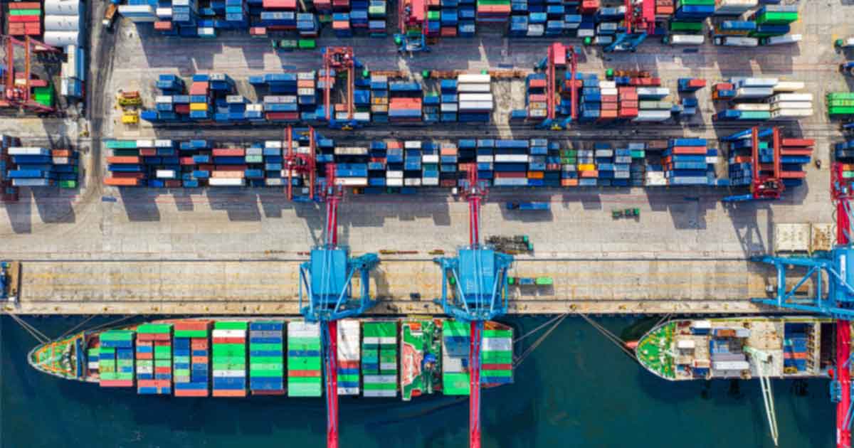 How Running Containers on AWS Can Shorten Code Deployment